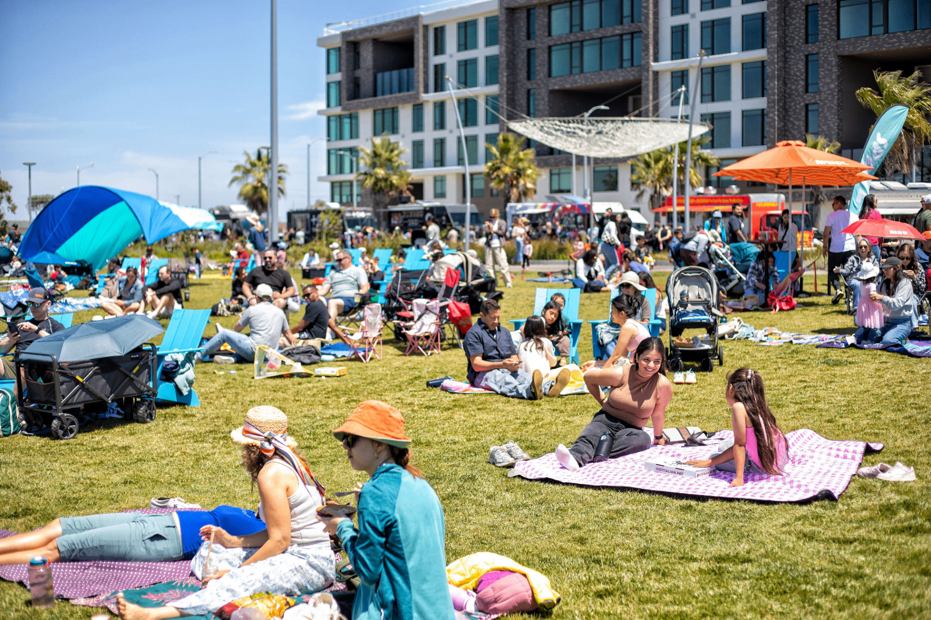 Off the Grid | Food Trucks, Catering & Events